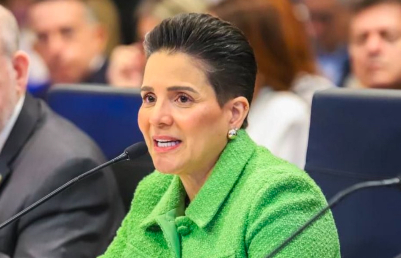 Rivera Schatz anuncia que Janet Parra no tiene los votos | NewsPR