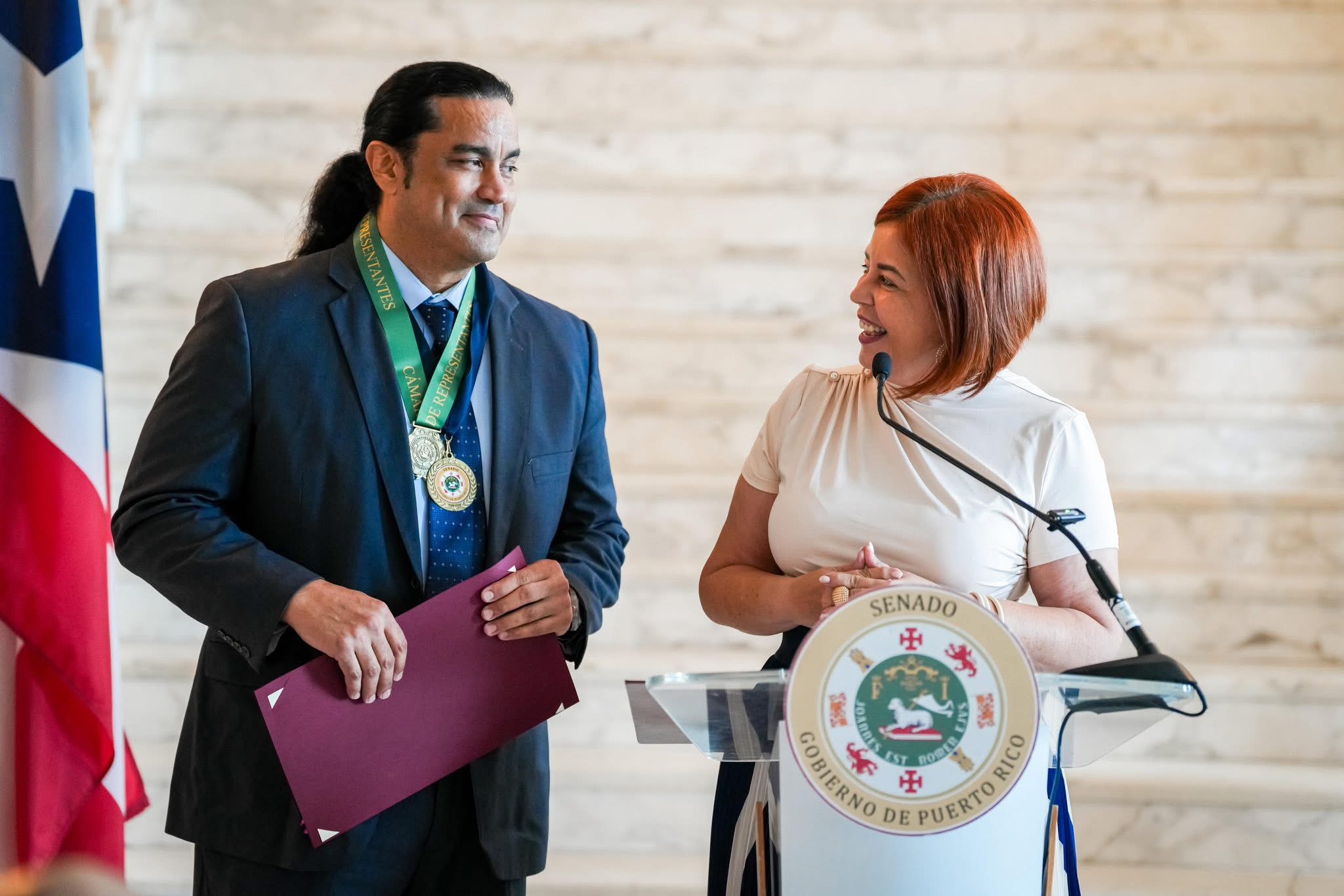 Rinden homenaje a la legendaria carrera del luchador Ray González | NewsPR