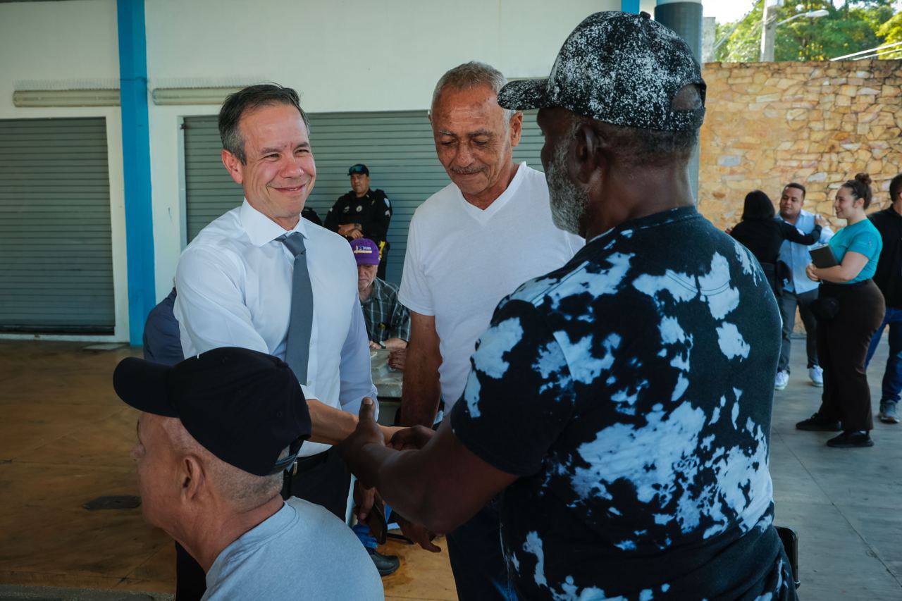 Inauguran colecturía en la Plaza del Mercado de Río Piedras | NewsPR