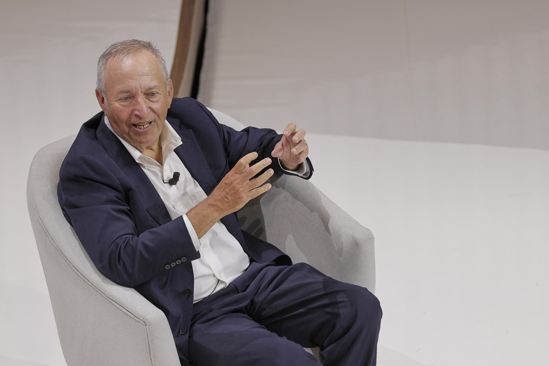 Harvard investiga la relación entre Larry Summers y el pederasta ...